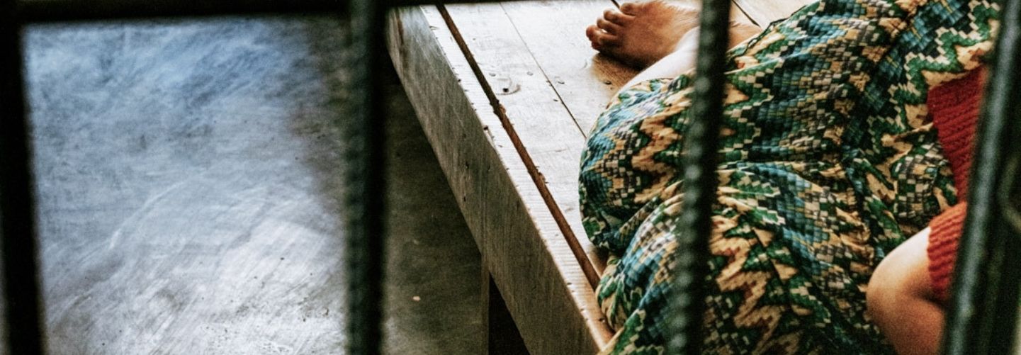 Women in detention: Body searches | APT